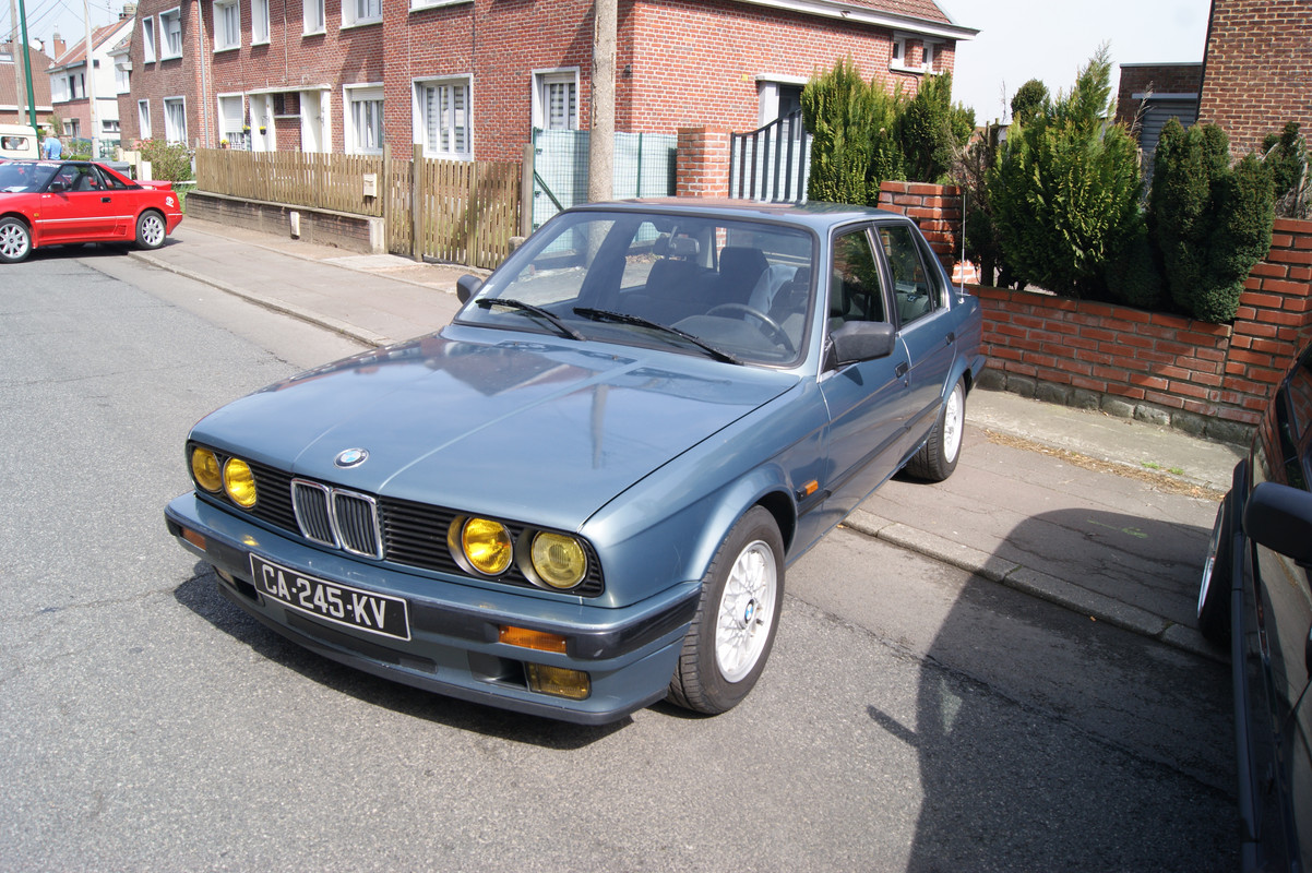 SERIE 3 E30 1989 — Postimages