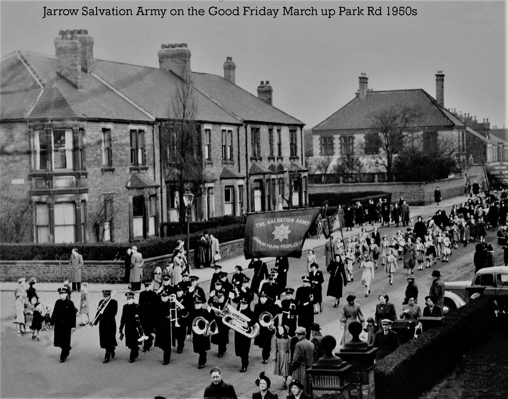 Jarrow Salvation Army Good Friday March on Park Rd 1950s — Postimages