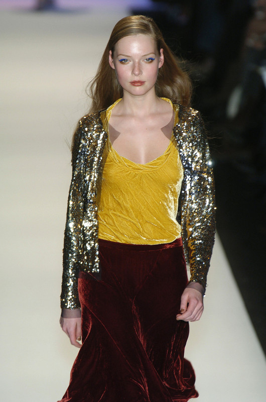 BCBG Max Azria Fall 2004 Yd SFj UXv128x — Postimages