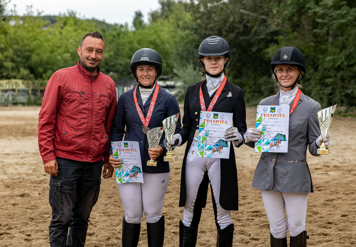 8446 CR2 — Postimages