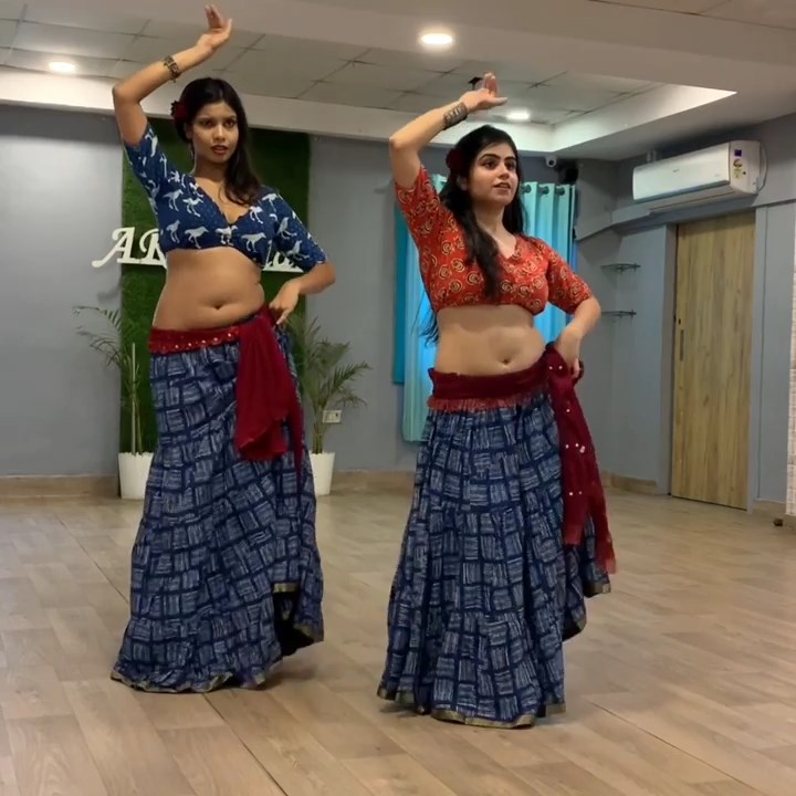Desi Girl Belly Dance