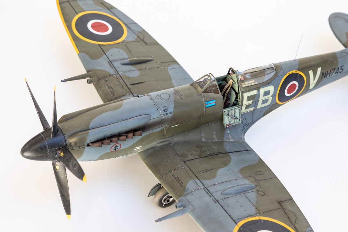 Tamiya 1/32 Spitfire XIVe Conversion (Laminar Flow Design) - Ready for ...