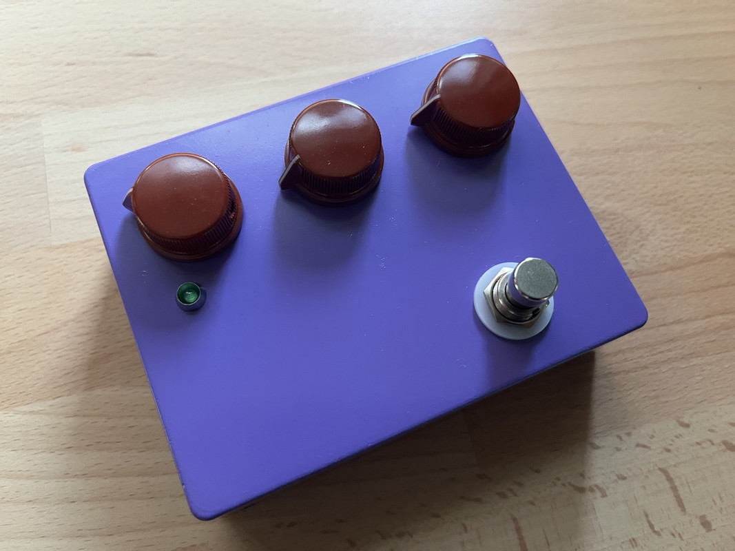 FS: Purple Klon Clone £30, Red Llama Clone £20 (Line 6 HX One SOLD ...