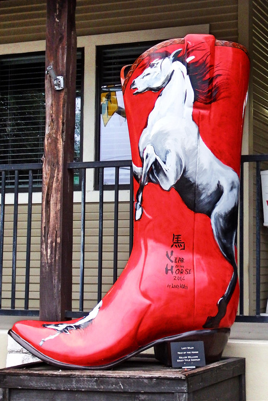 Wimberley 11 27 2020 red horse boots 2 — Postimages