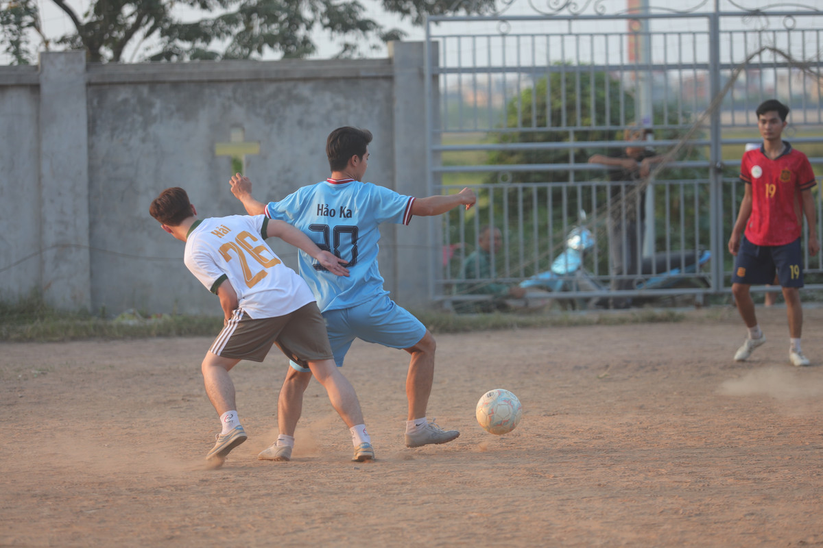 LAM 4706 — Postimages