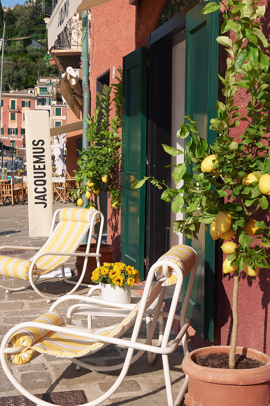 Jacquemus ha aperto un pop-up store a Portofino - Wondernet Magazine