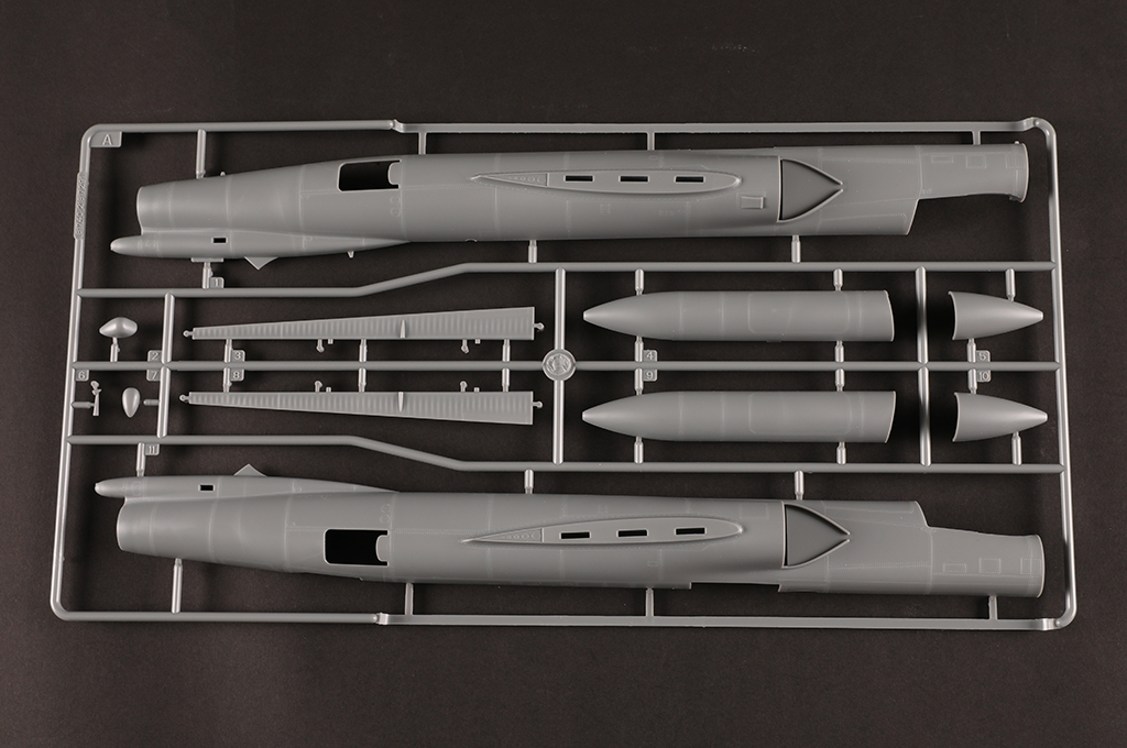 1/48 - Lockheed U-2R & S Dragon Lady by Hobby Boss - U-2R & U-2S ...