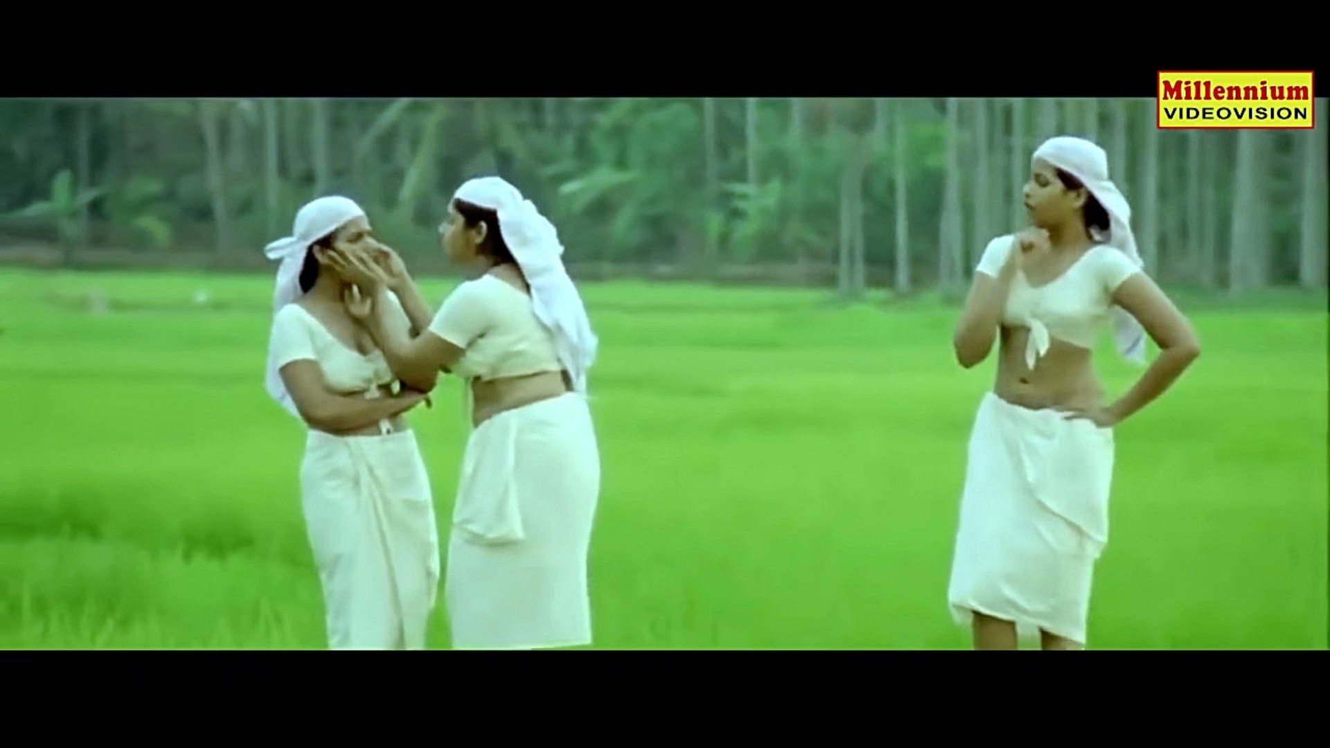 Sadhika Venugopal Hot In Breaking News