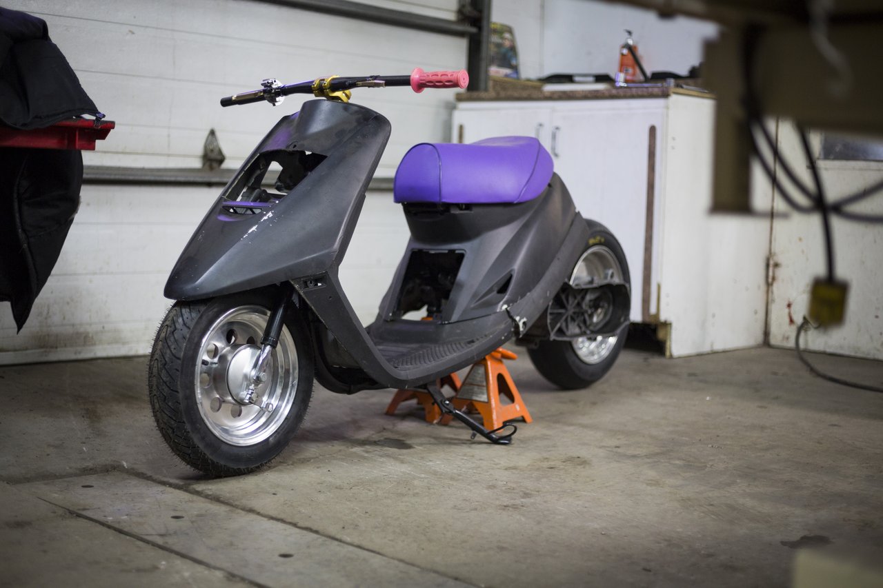 J47 A8140 copy — Postimages