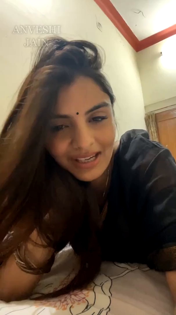 Anveshi Jain Black Saree Live mp4 0016 — Postimages