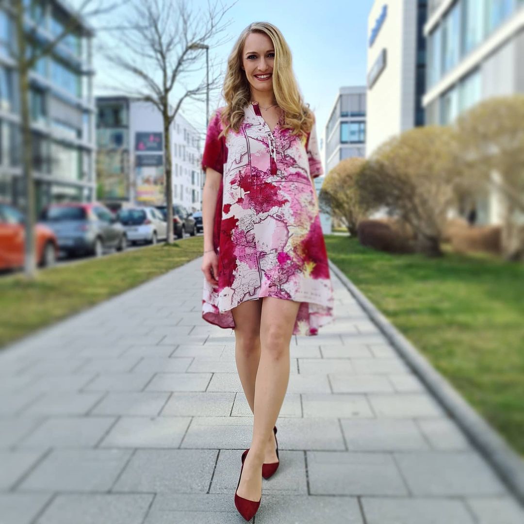 Anna Groebel 25 03 2021 — Postimages