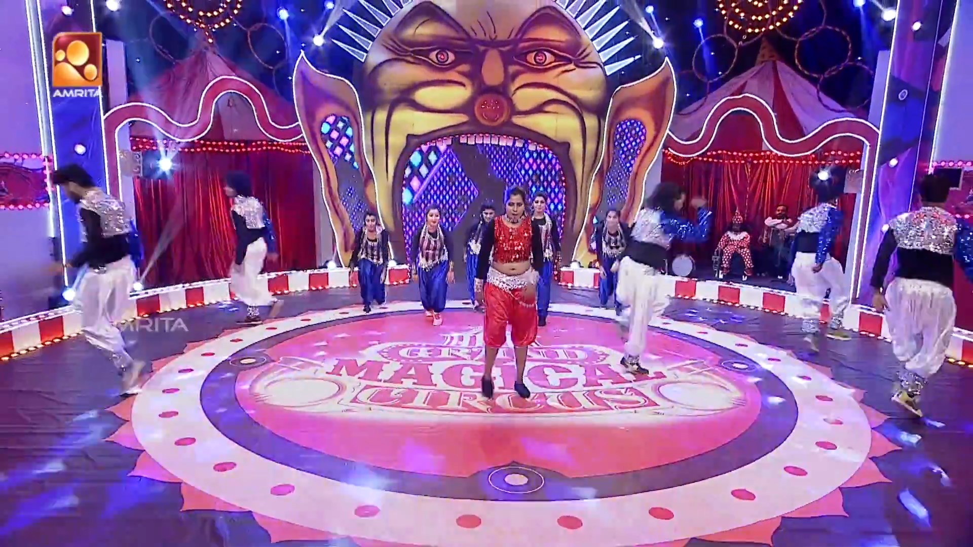 malayali girl item dance mp4 snapshot 01 23 680 — Postimages