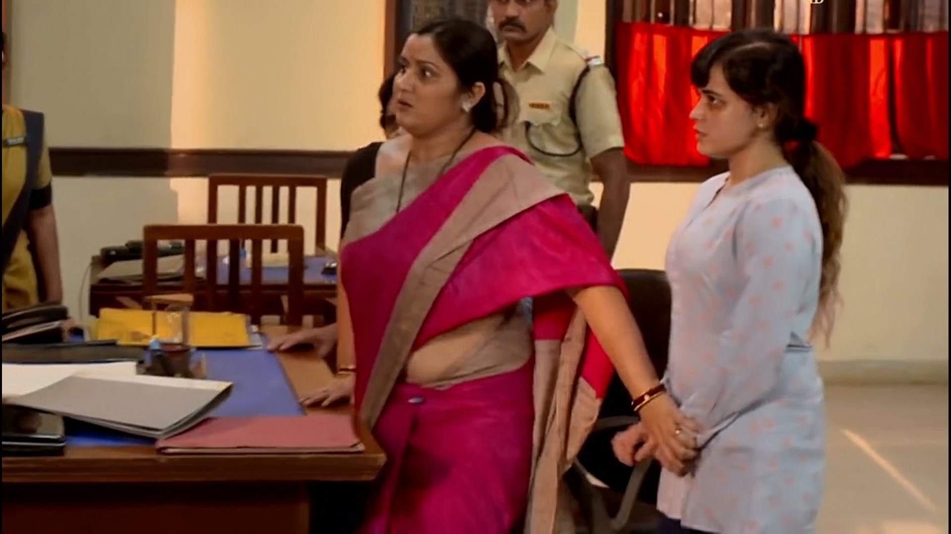 Crime patrol aunty navel slip mkv snapshot 00 02 550 — Postimages