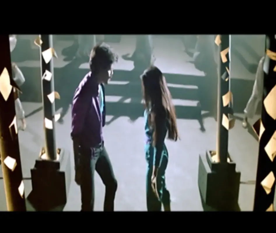 f 220 — Postimages