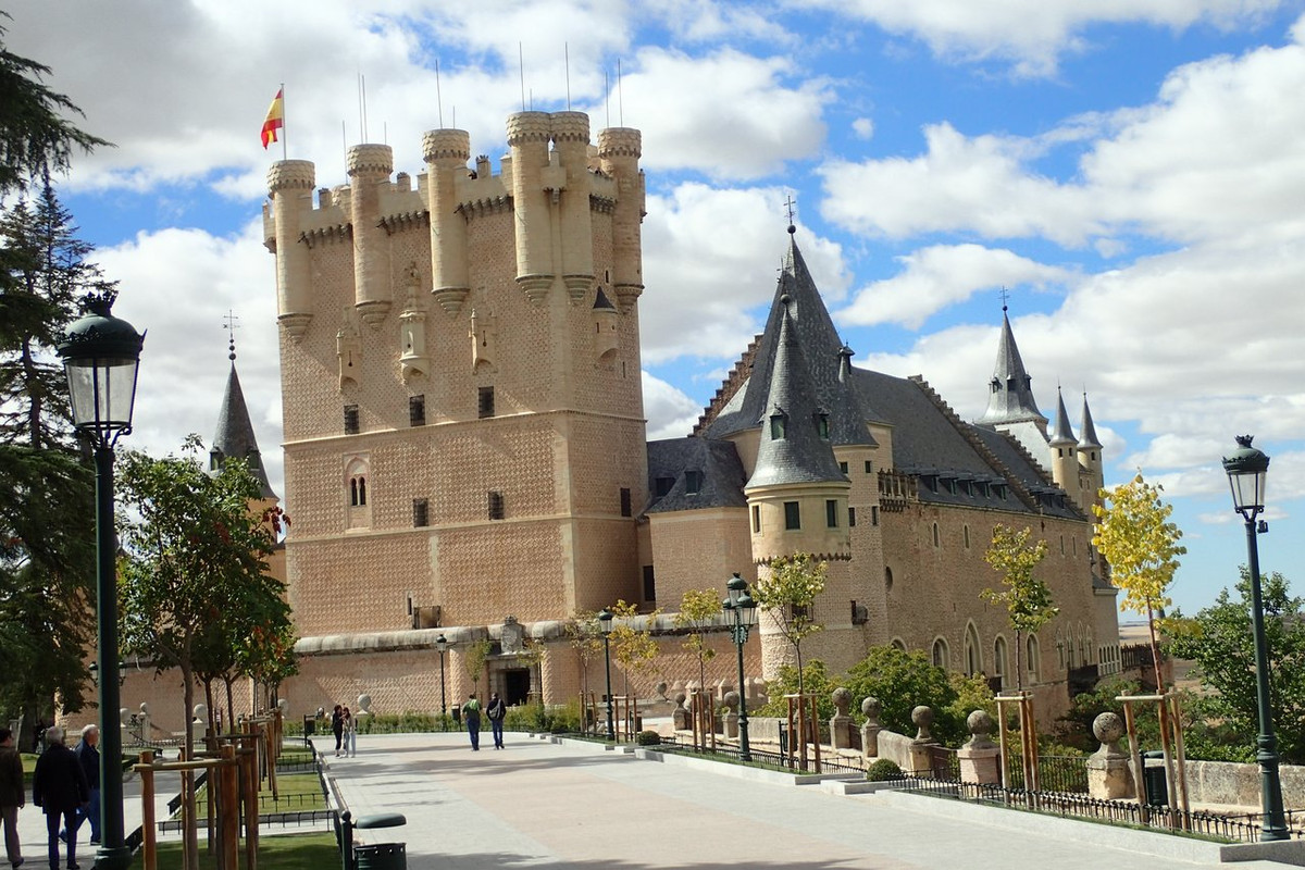 605 E1 B2 D B02 A 48 DF 8877 96 CACDA68 AA1 — Postimages