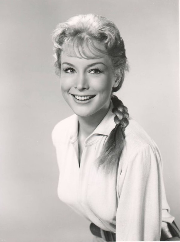 Barbara Eden... | IMDB v2.3