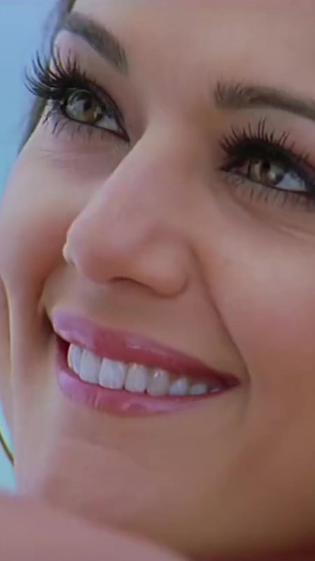 Salaam Namaste Full Title Song Preity Zinta Clips 16 — Postimages