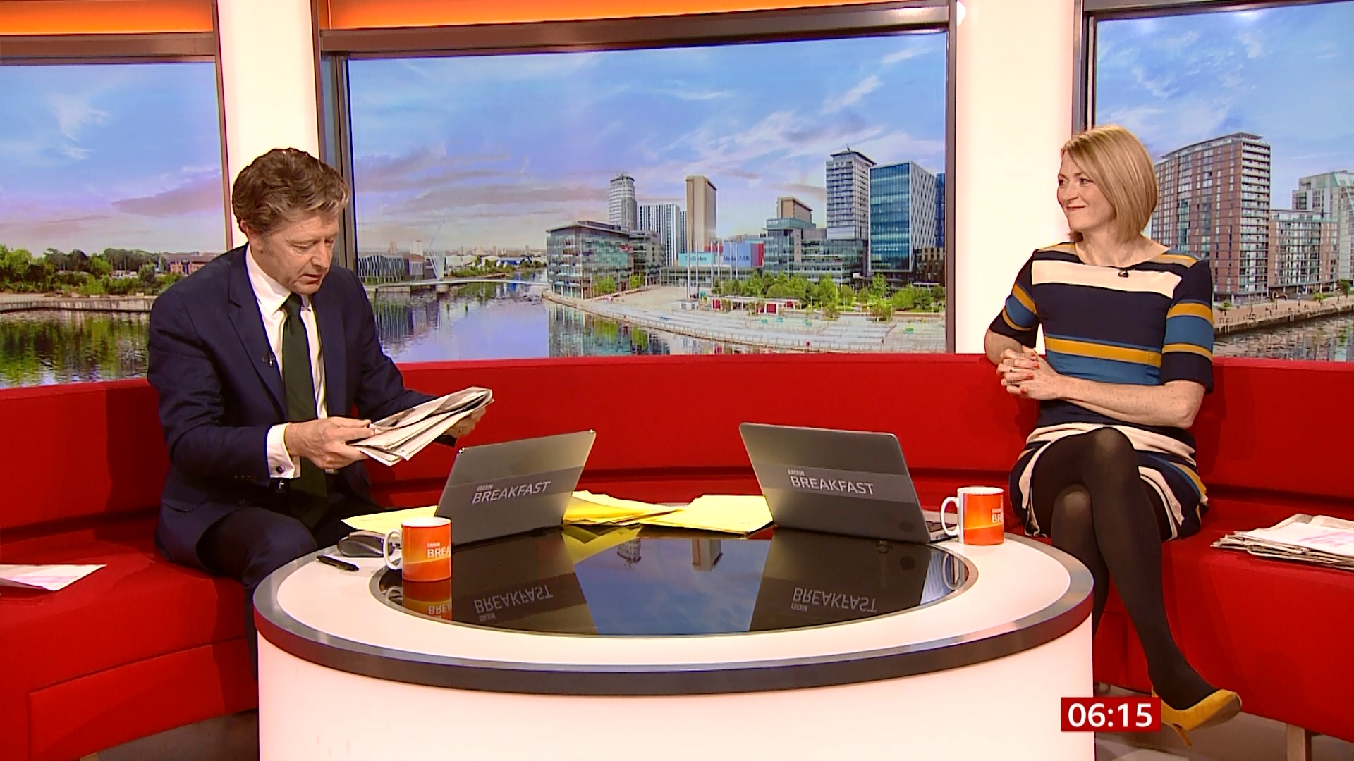 Breakfast BBC ONE HD 2020 11 28 ts snapshot 00 20 13 [2020 11 28 09 41 ...