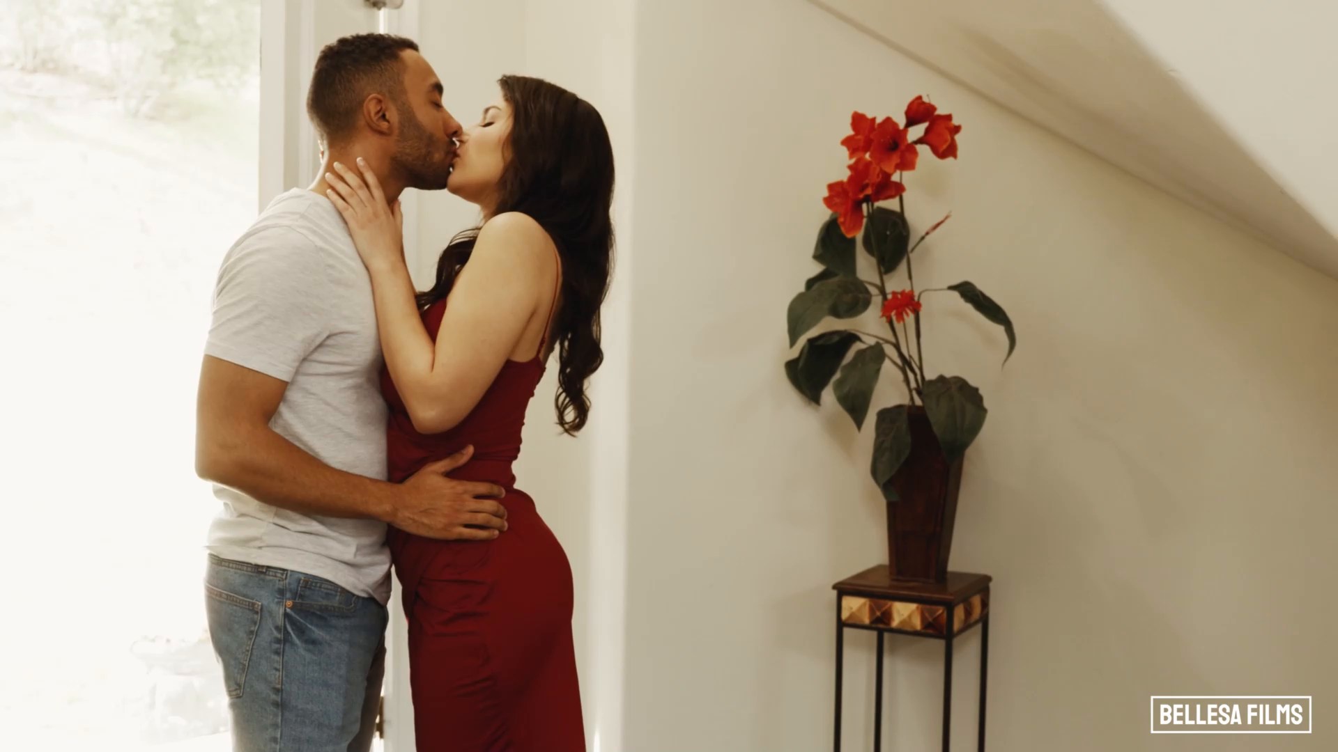 Valentina Nappi Baciami BELLESAPLUS mp4 0003 — Postimages