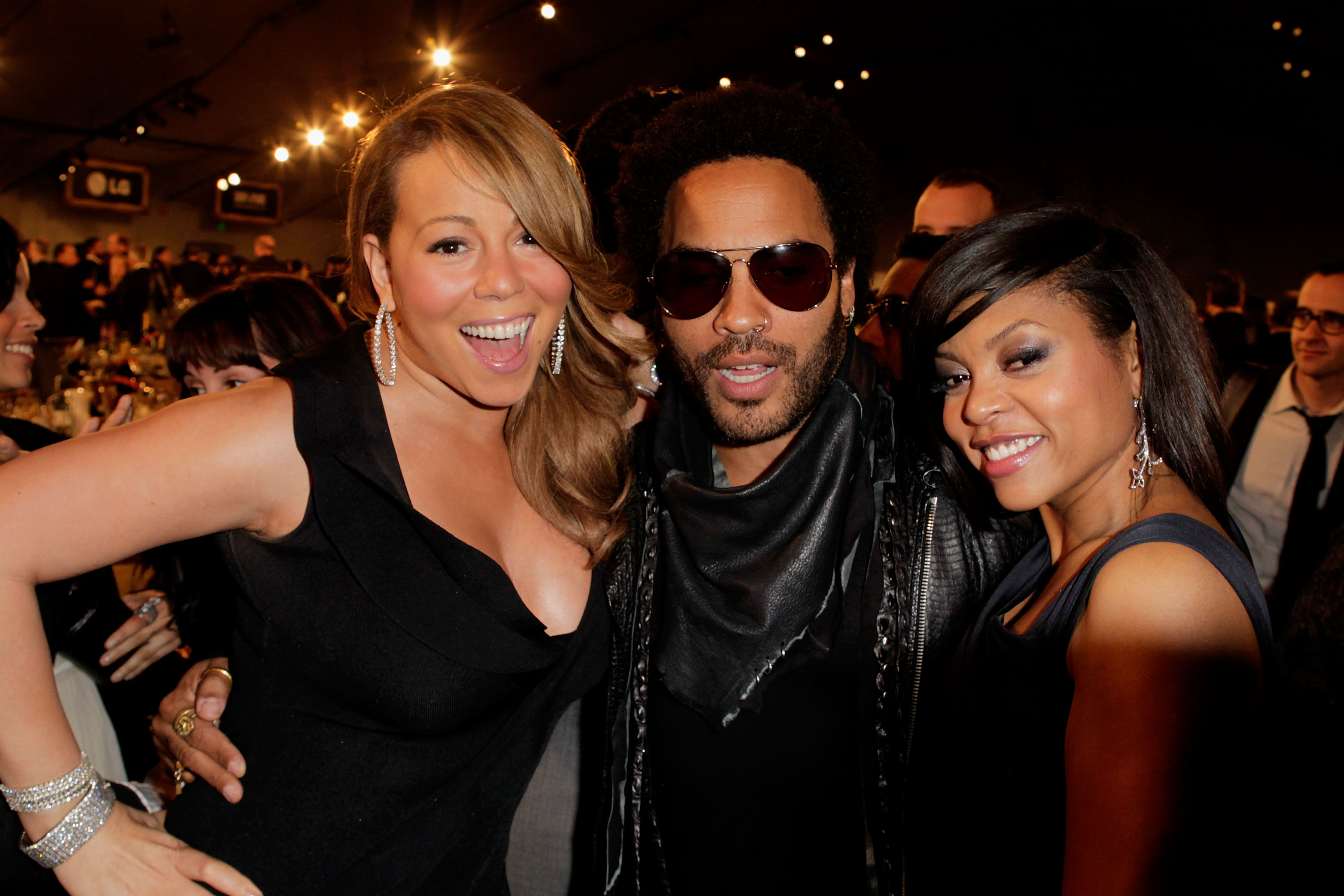 backstage 001 — Postimages