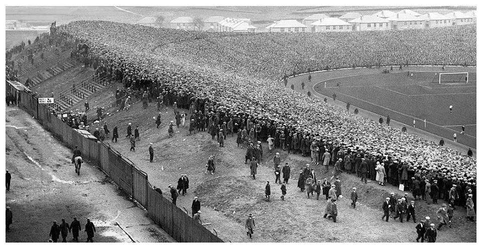 Old Football Stadiums - Photos | Page 3 | FollowFollow.com