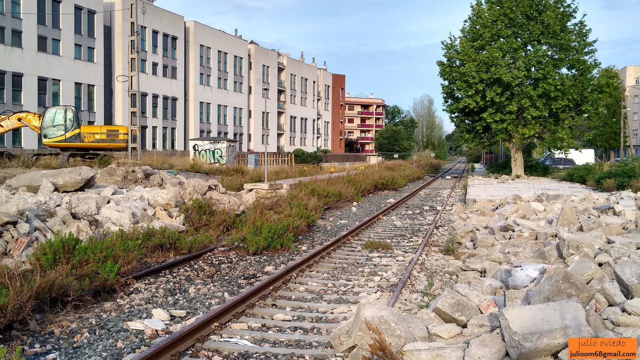 1 (8) — Postimages