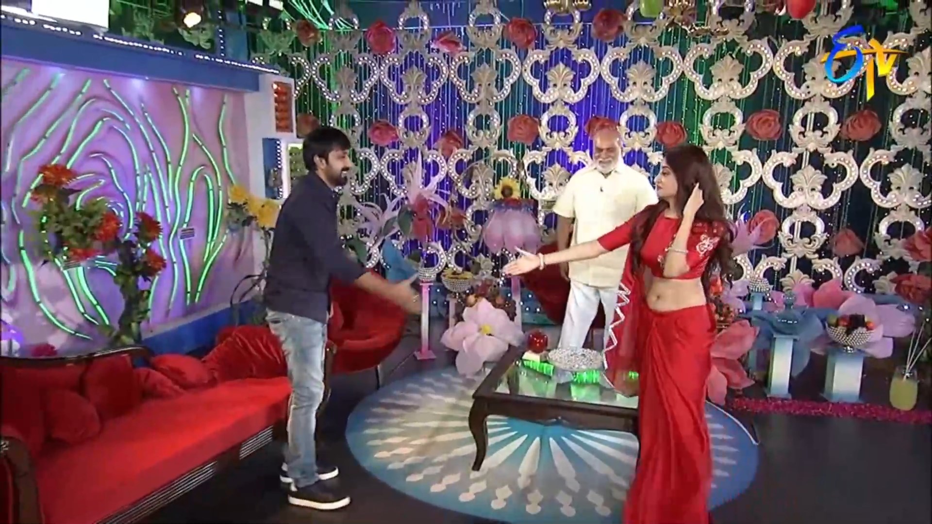 Poonam kaur Sexy navel mkv snapshot 00 13 926 — Postimages