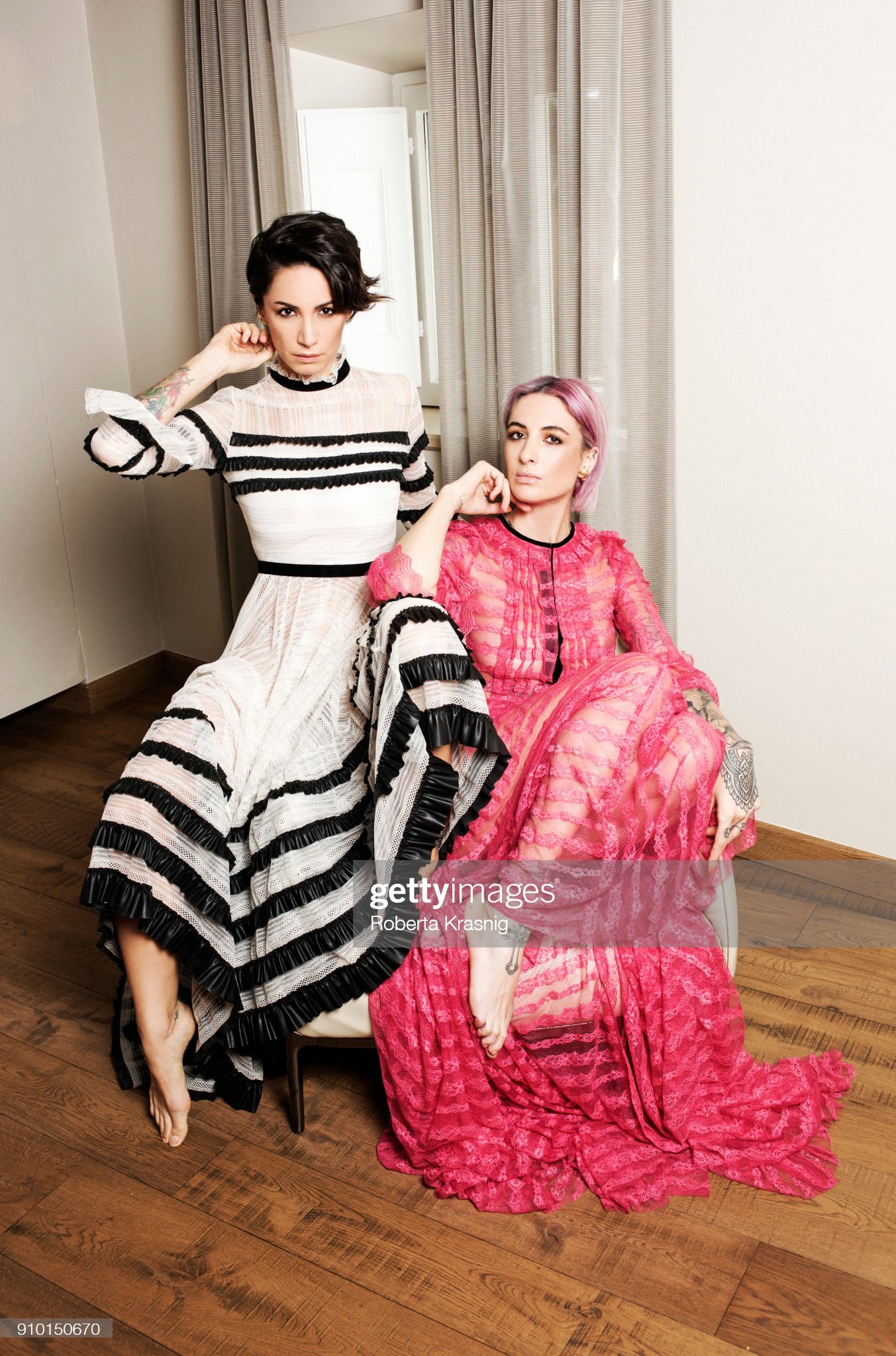 Ema Stokholma Feet 6786041 — Postimages