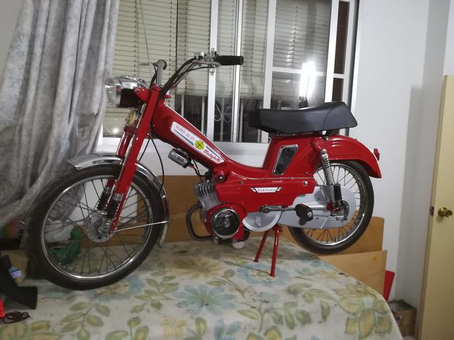 Restauración mobylette trial ciudad