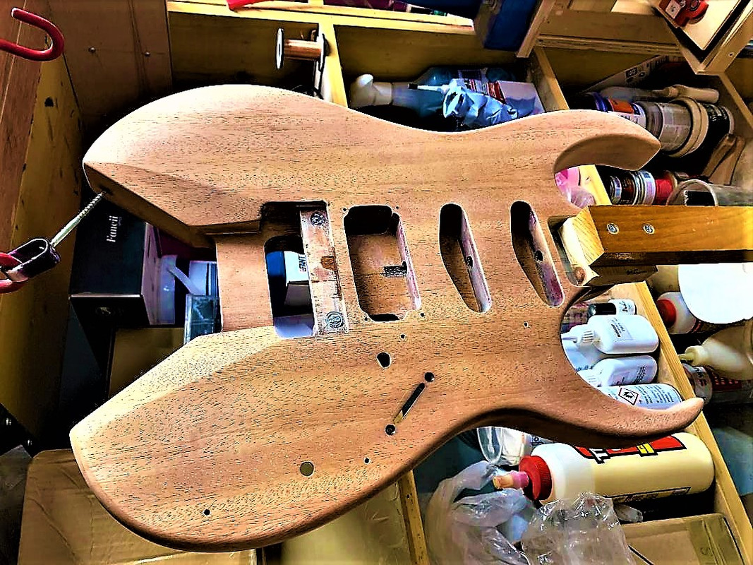 Ibanez Reb Beach 'Voyager' Refinish Project Completed - Guitar ...