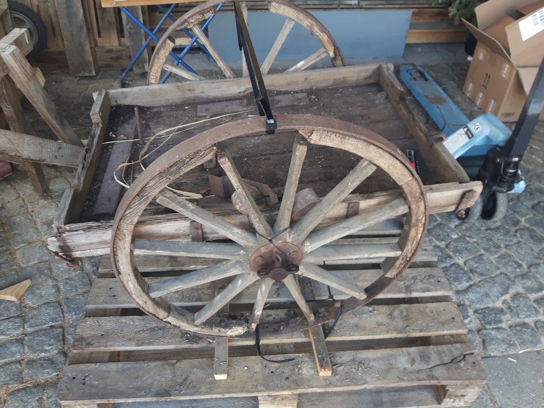 Charette a bras Allemand inconnu MG?