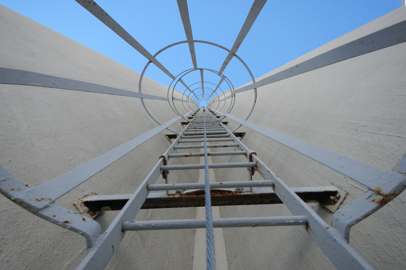 Understanding the Mechanics of a Vertical Static Line Ladder ...