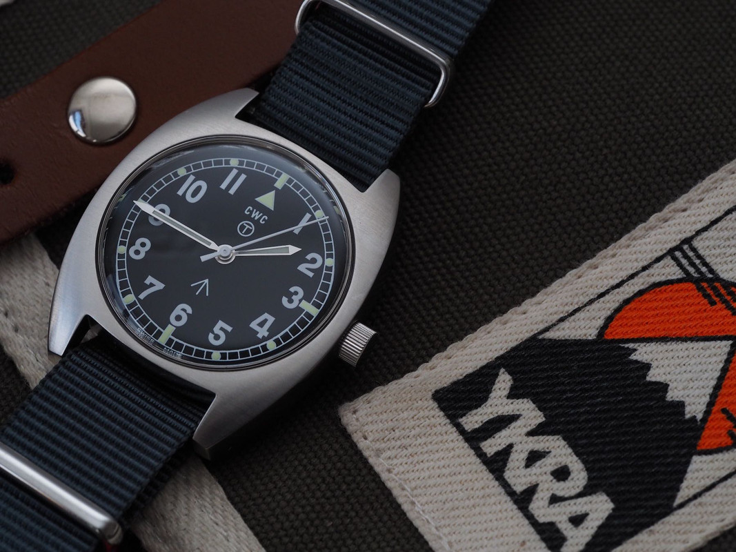 Cabot Watch Company CWC Mellor 72 British Military Watch 12 — Postimages