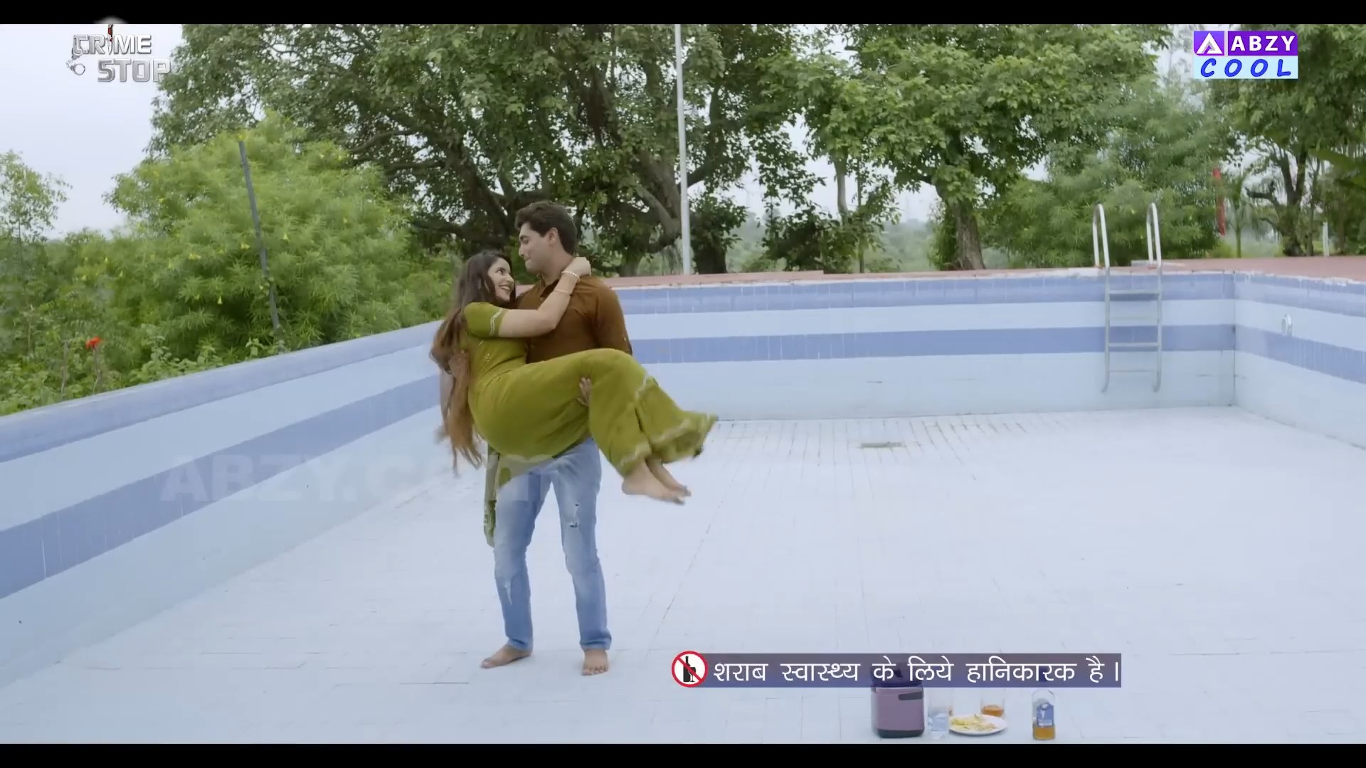 Jolly Bhatia Pierced Deep Navel and Sizzling Scenes from a crime show ...