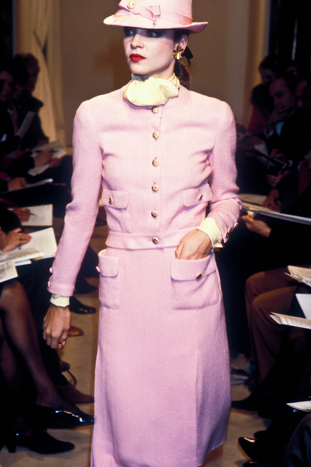 Fashion Classic: CHANEL Haute Couture Fall/Winter 1982 | Lipstick Alley