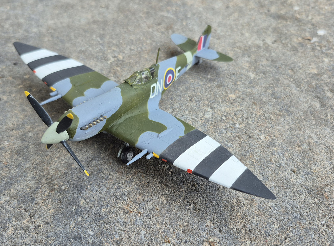 KP 1/72 Spitfire HF.VII - The Unofficial Airfix Modellers' Forum