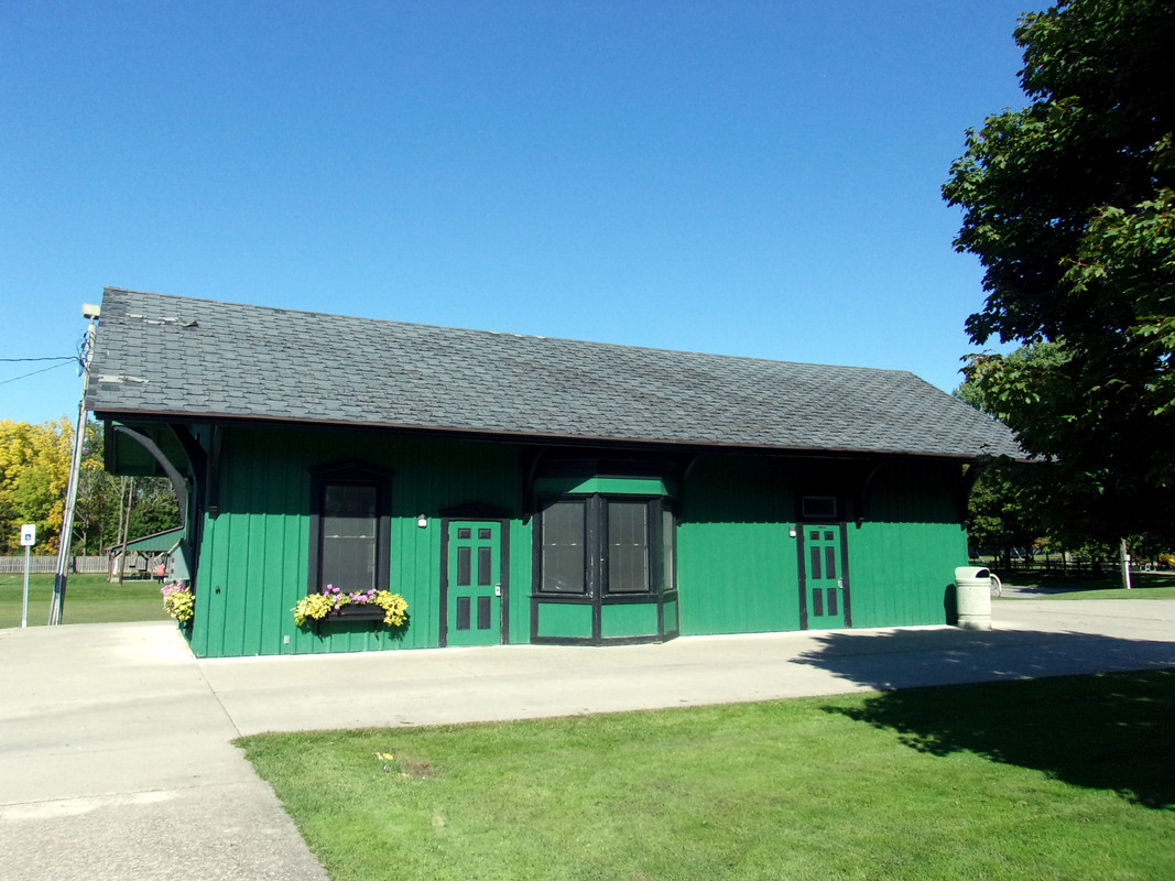 Green station — Postimages