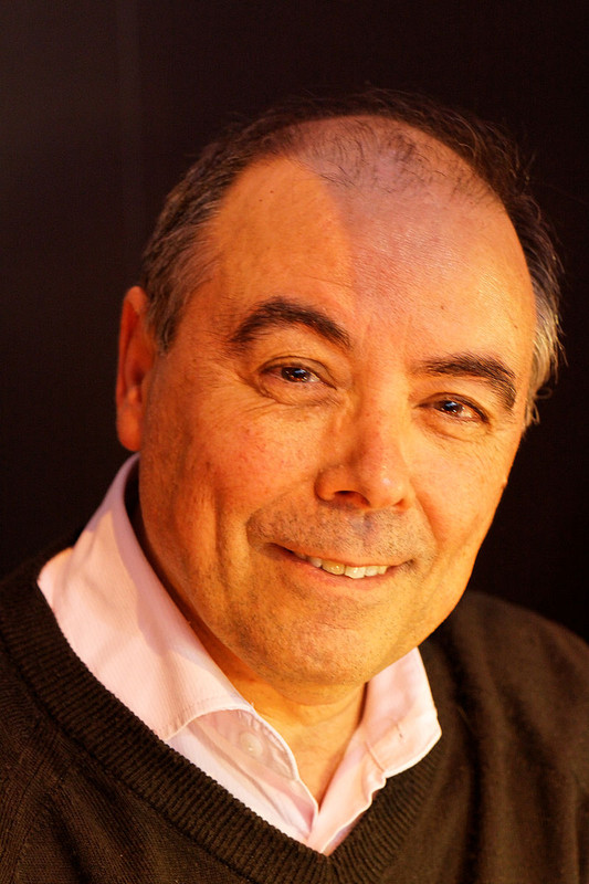 Salon du livre de Paris 2011 Christian Gine 006 — Postimages