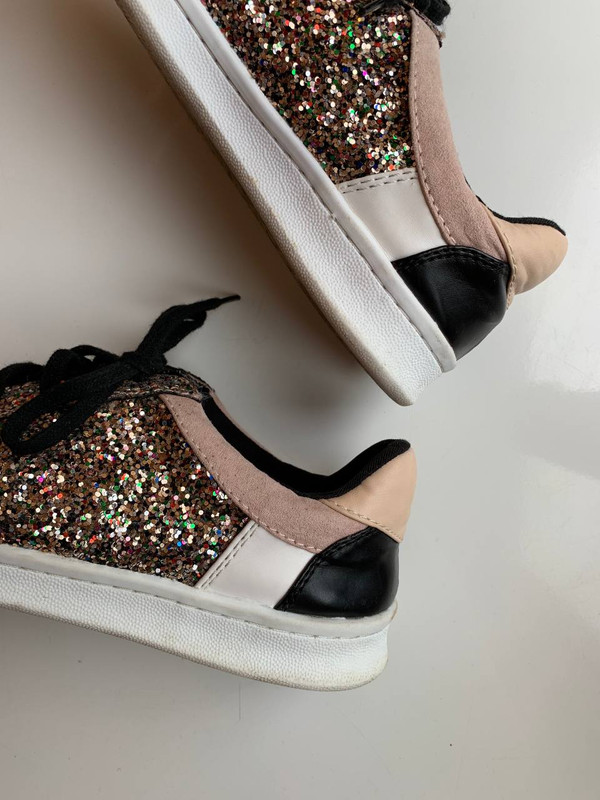 IMG 2003 — Postimages