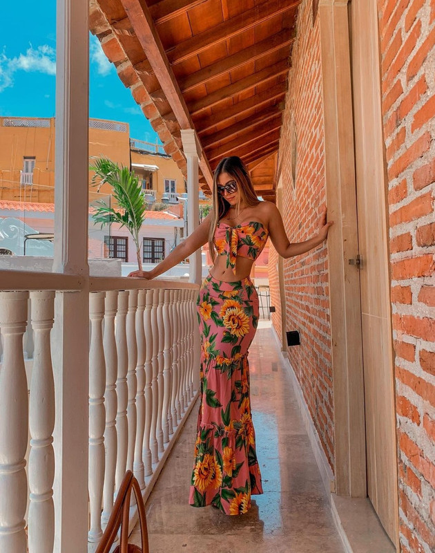 Camila 82579408231 de Dallas — Postimages