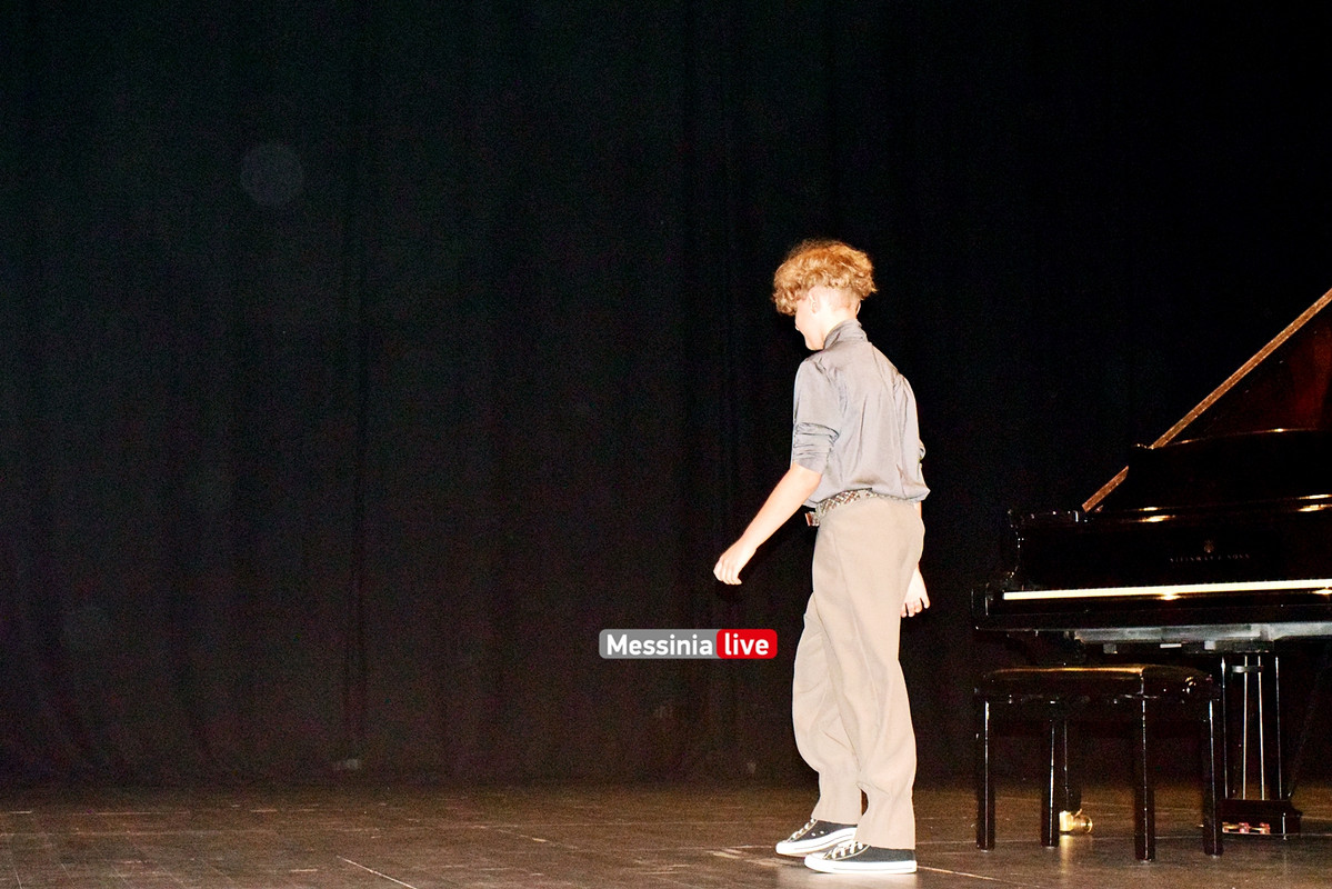 ΥΠΟΤΡΟΦΙΕΣ ΔΗΜ ΩΔΕΙΟΥDSC 0759 — Postimages