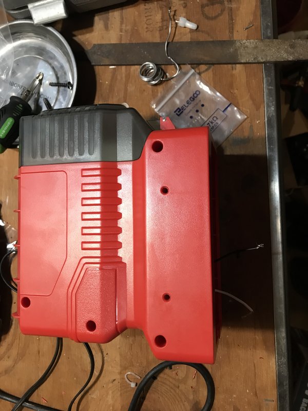 HF - Making Bauer Tools Work on Dewalt Batteries | Lawn Care Forum