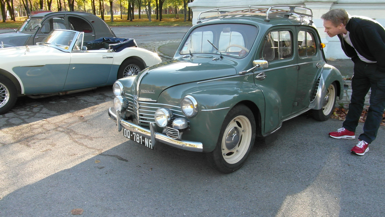 SAM 0732 — Postimages