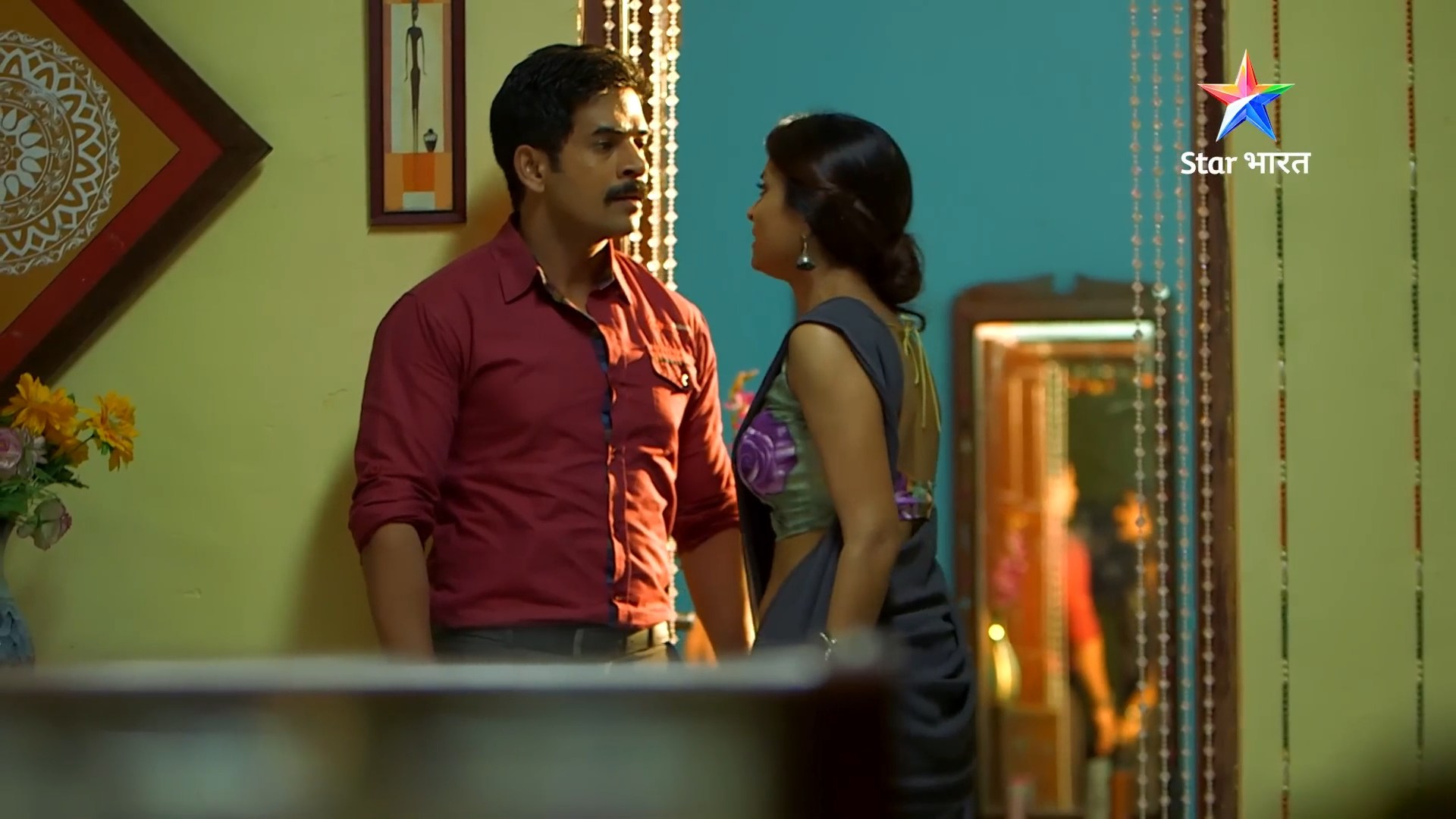 Sexy hot lady seductive scenes in lowhip saree savdhaan india mp4 snapshot 00 48 685 — Postimages