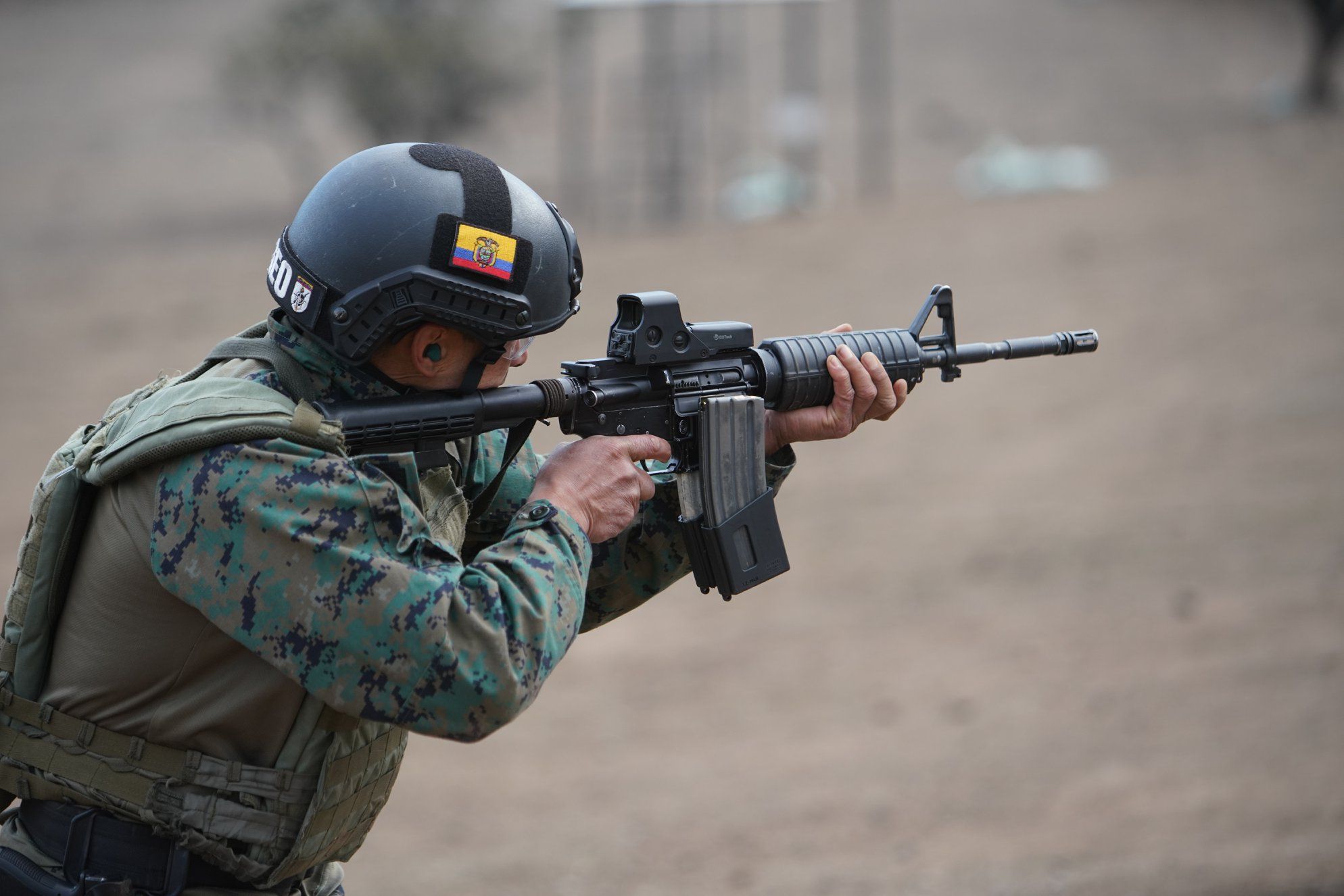 Fuerzas Comando Chile Sniper Event A046 — Postimages