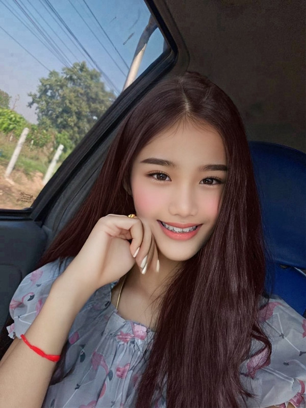 S 43884766 0 — Postimages