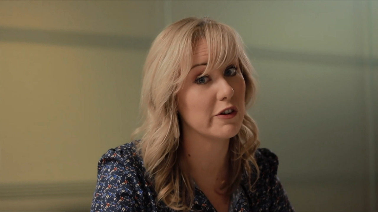 Newsnight BBC TWO HD 2020 12 08 ts snapshot 44 01 [2020 12 08 23 48 42] — Postimages