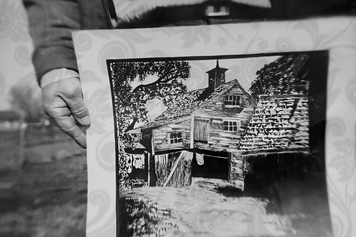 Old photo of a drawing : r/estoration