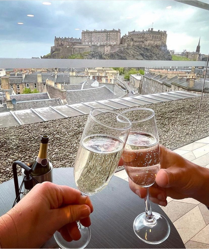 The 7 Best Rooftop Bars In Edinburgh | Skiddle