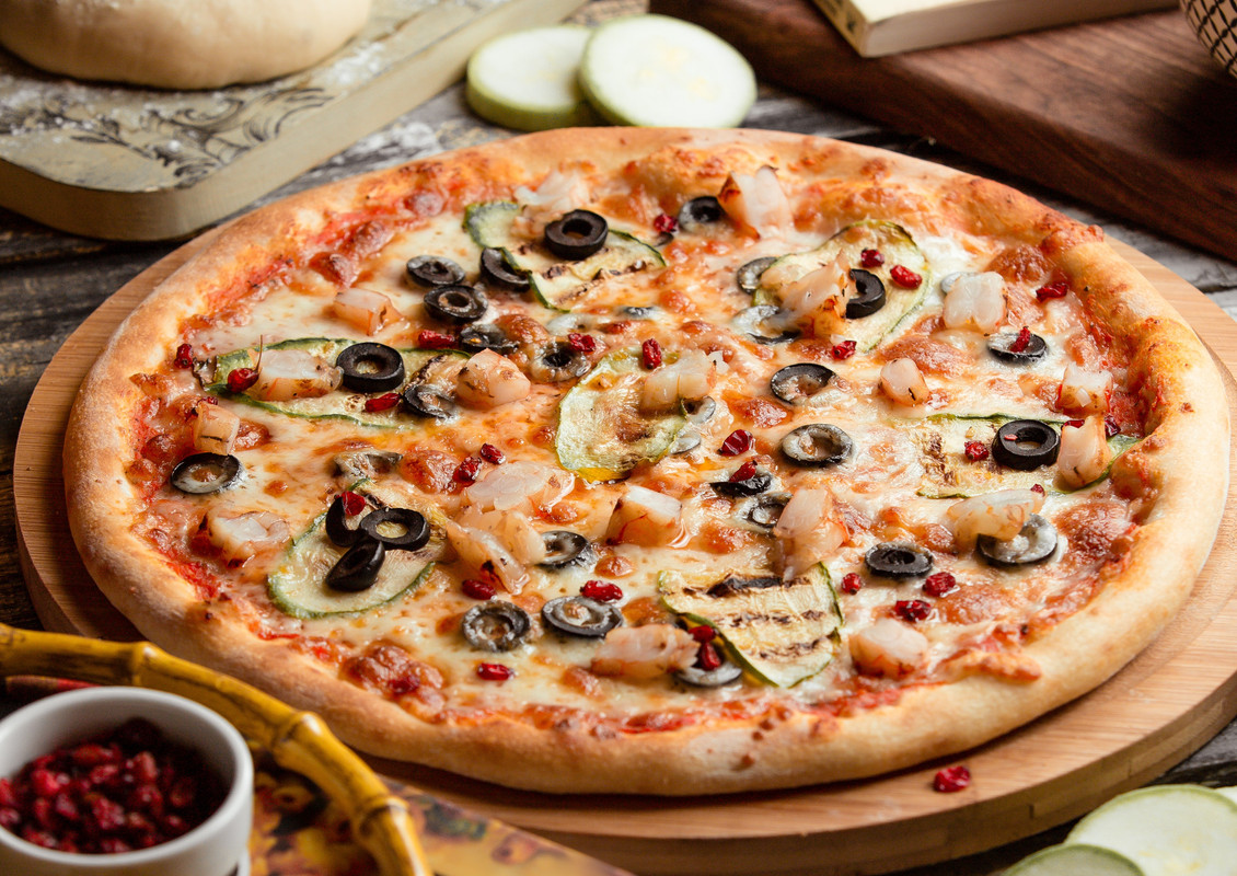 pizza capricciosa table — Postimages